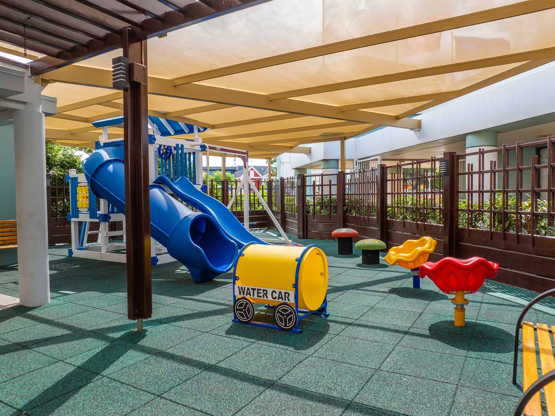 Promenade Shopping Center - My Curacao Guide