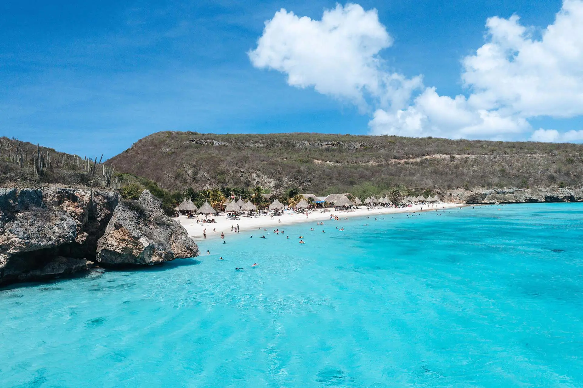 All West Beach Hopping Bus Tour | Irie Tours - My Curacao Guide