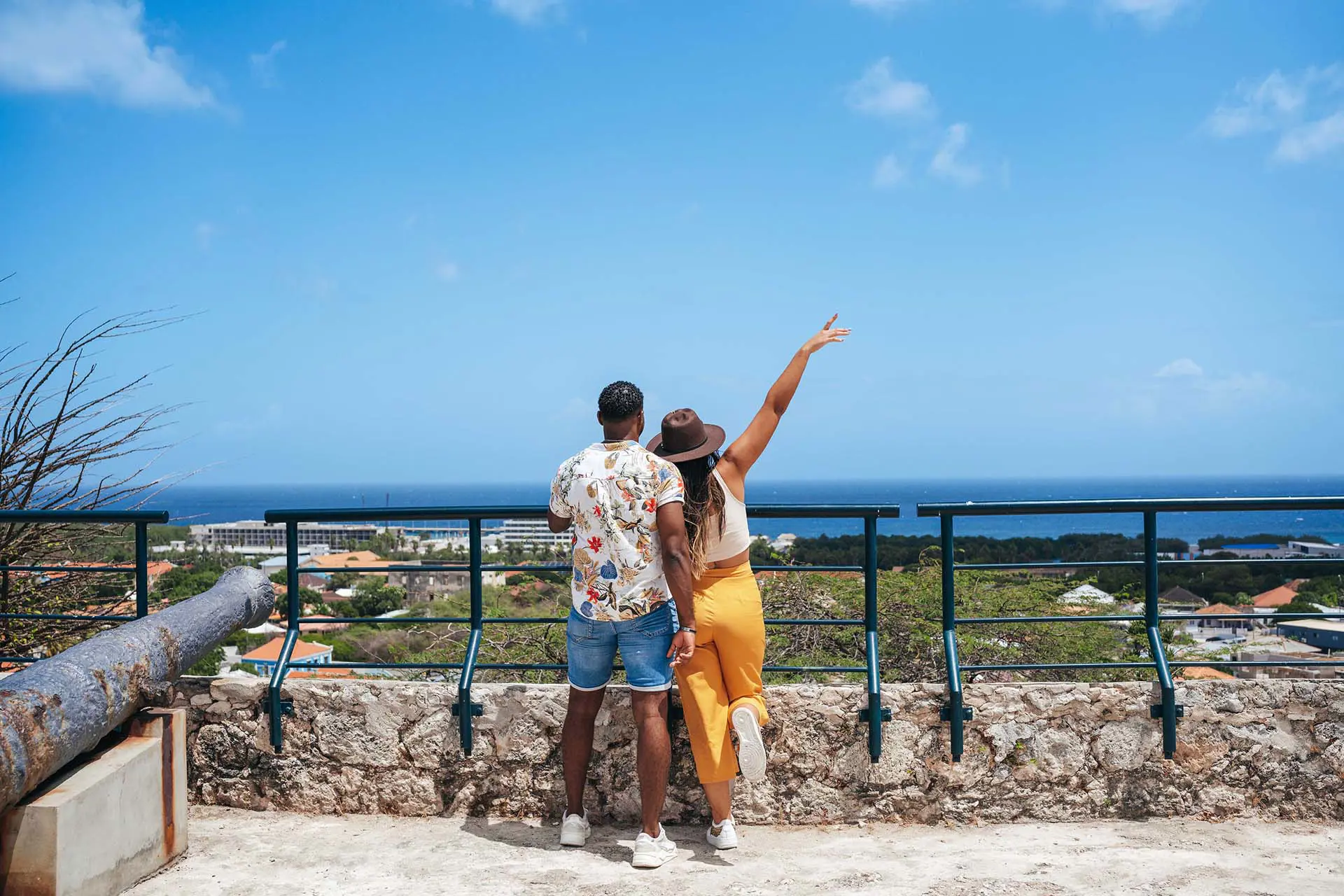 Discover Willemstad Bus Tour | Irie Tours - My Curacao Guide