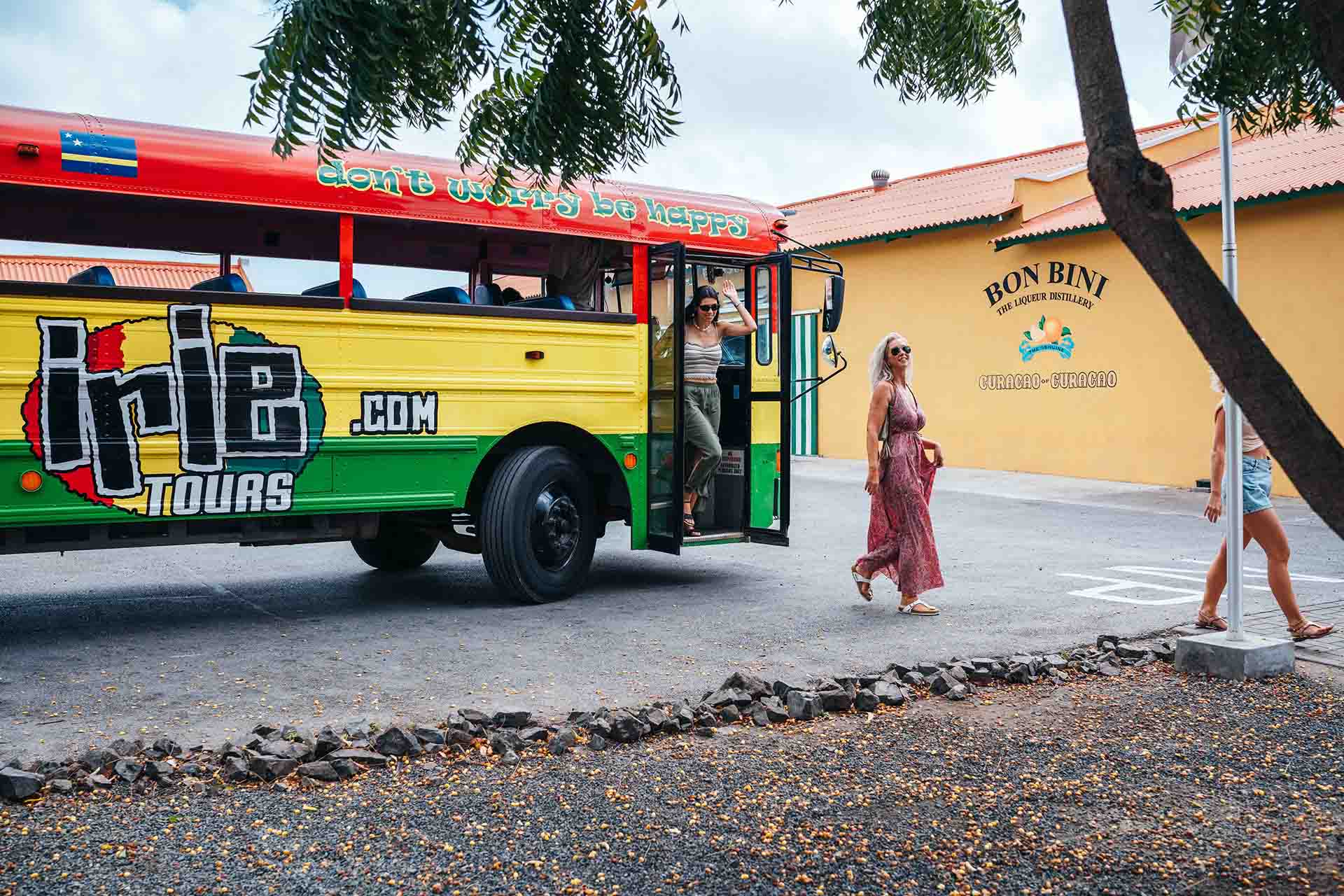 Discover Willemstad Bus Tour | Irie Tours - My Curacao Guide