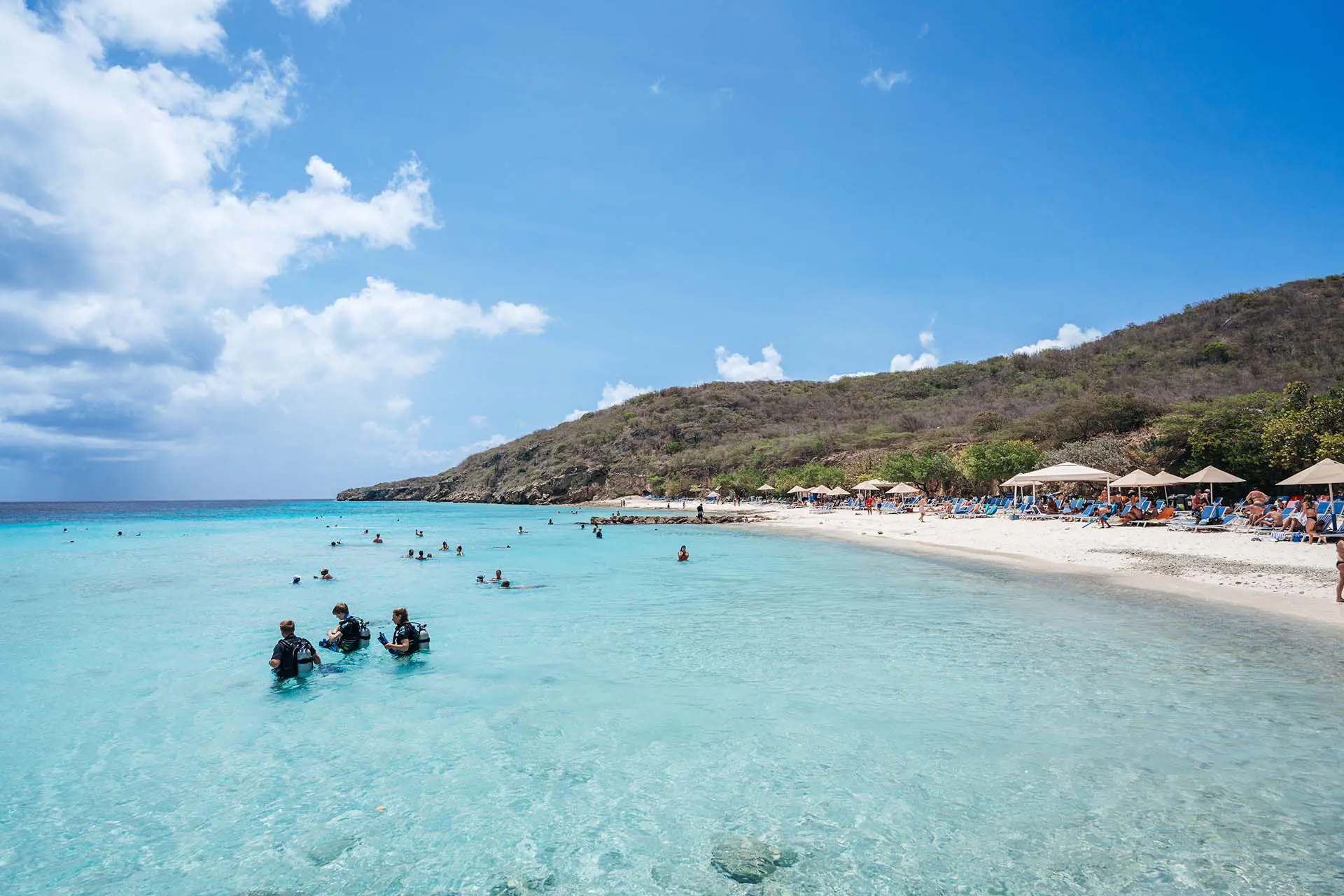 Wonders of Curacao Bus Tour | Irie Tours - My Curacao Guide