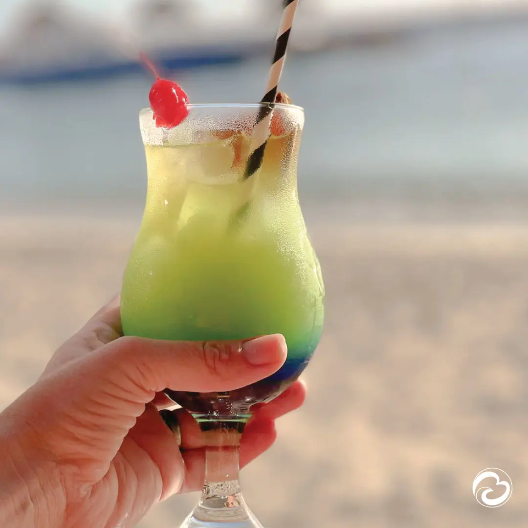 Blend Beach Bar in Curacao | Beach Drinks and Pizza Bar
