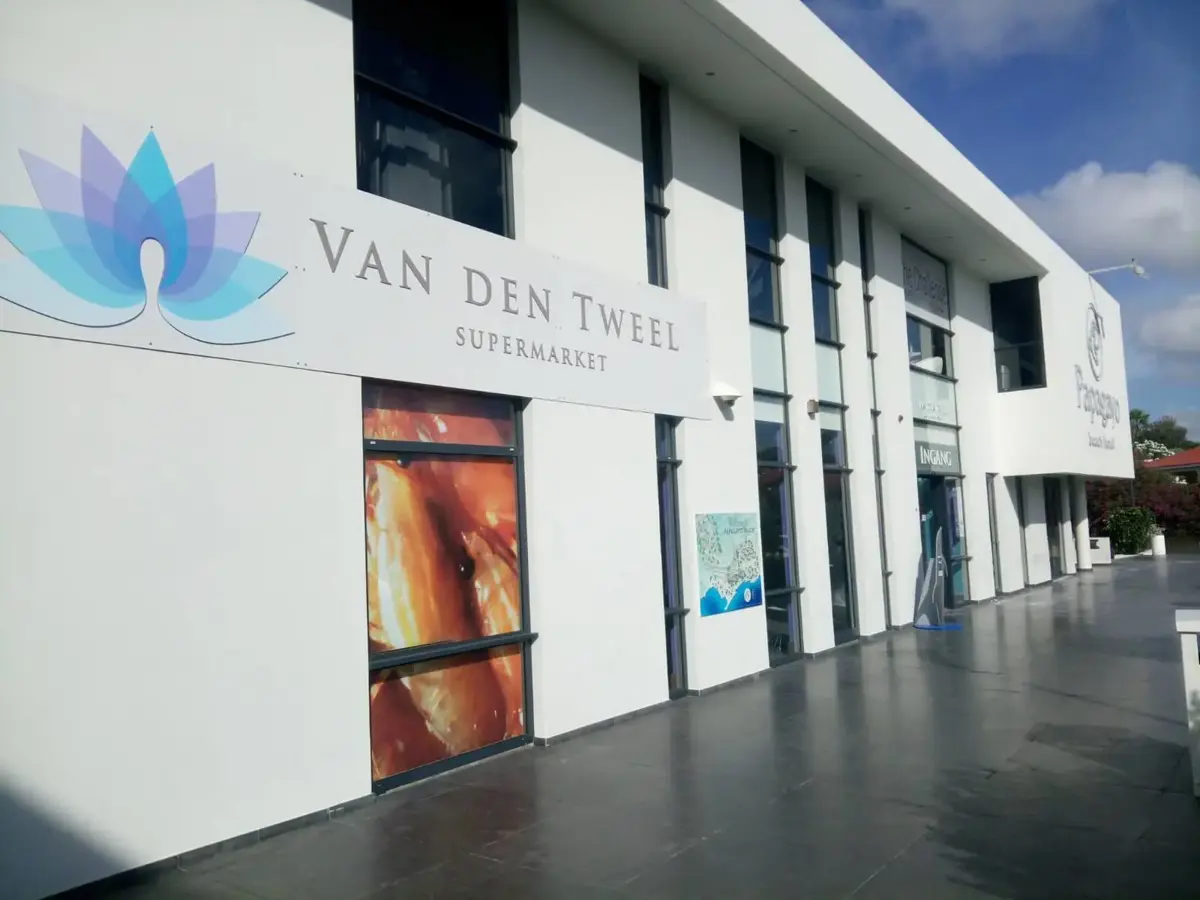 Van den Tweel - My Curacao Guide