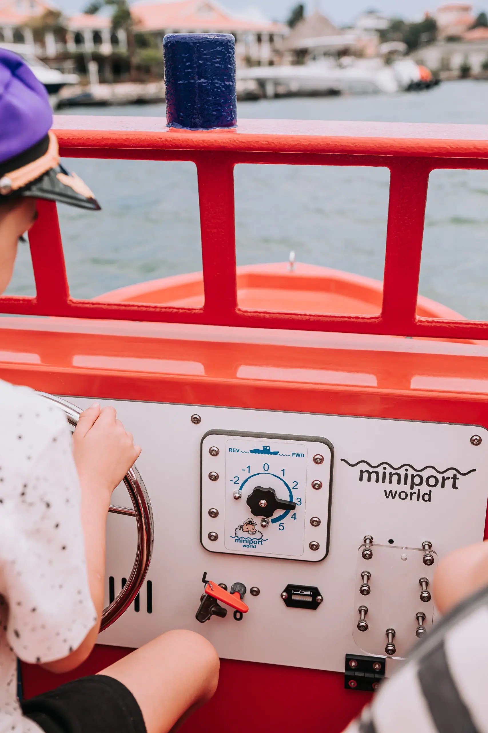 Mini Waves - My Curacao Guide