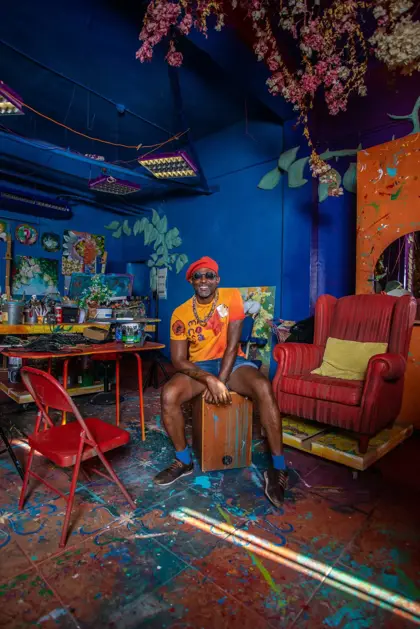 Francis Sling - My Curacao Guide