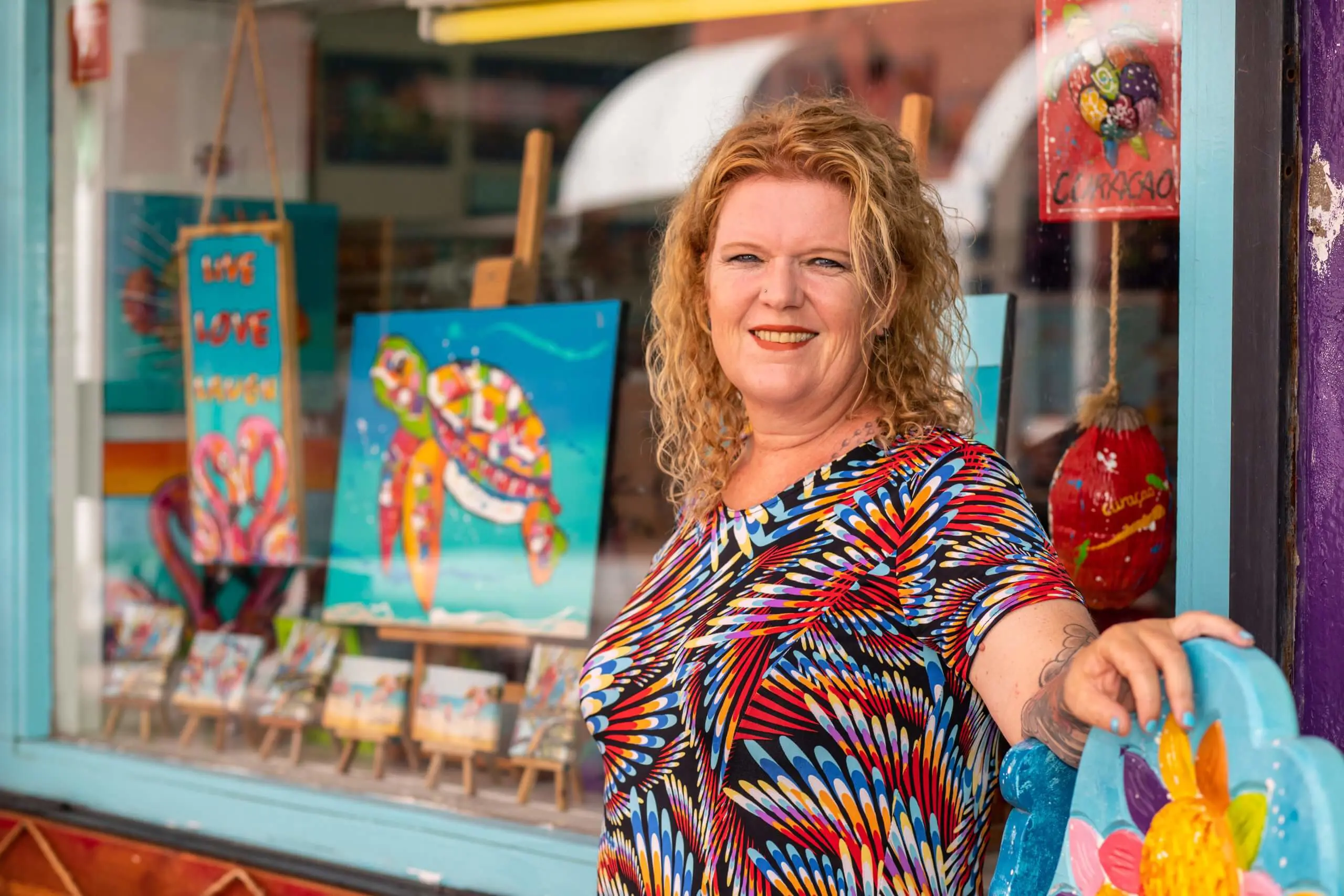 Happy Paintings - My Curacao Guide