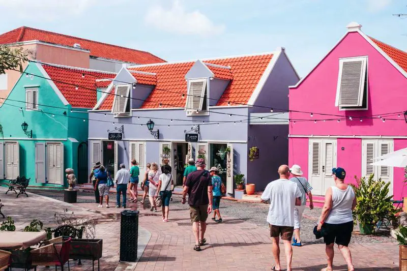 Book Historic Walking Tour in Curacao With Local Experts
