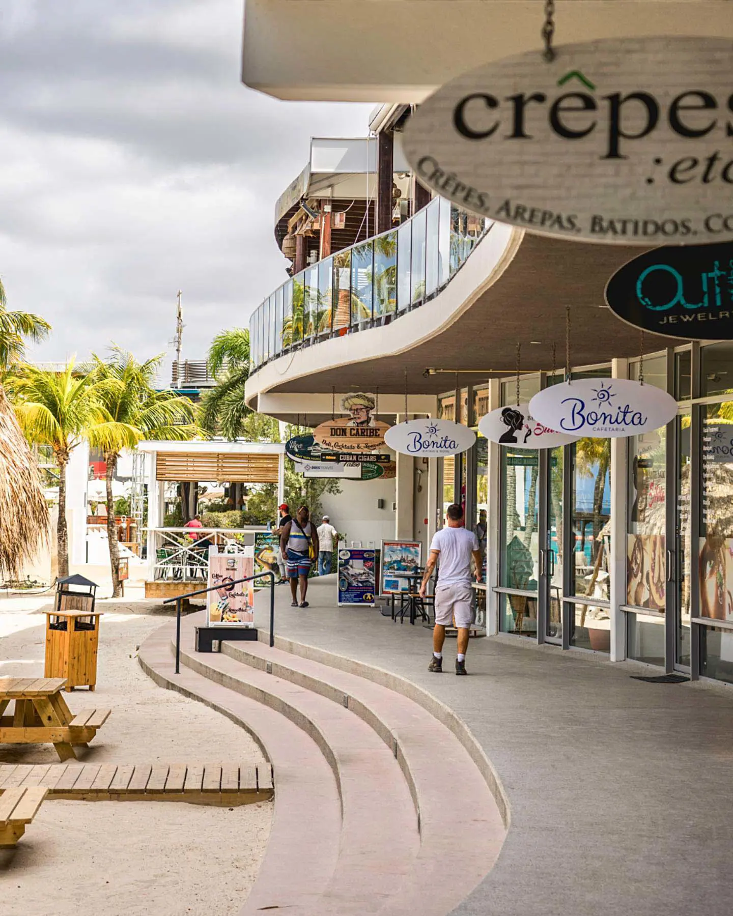 Mambo Beach Boulevard - My Curacao Guide