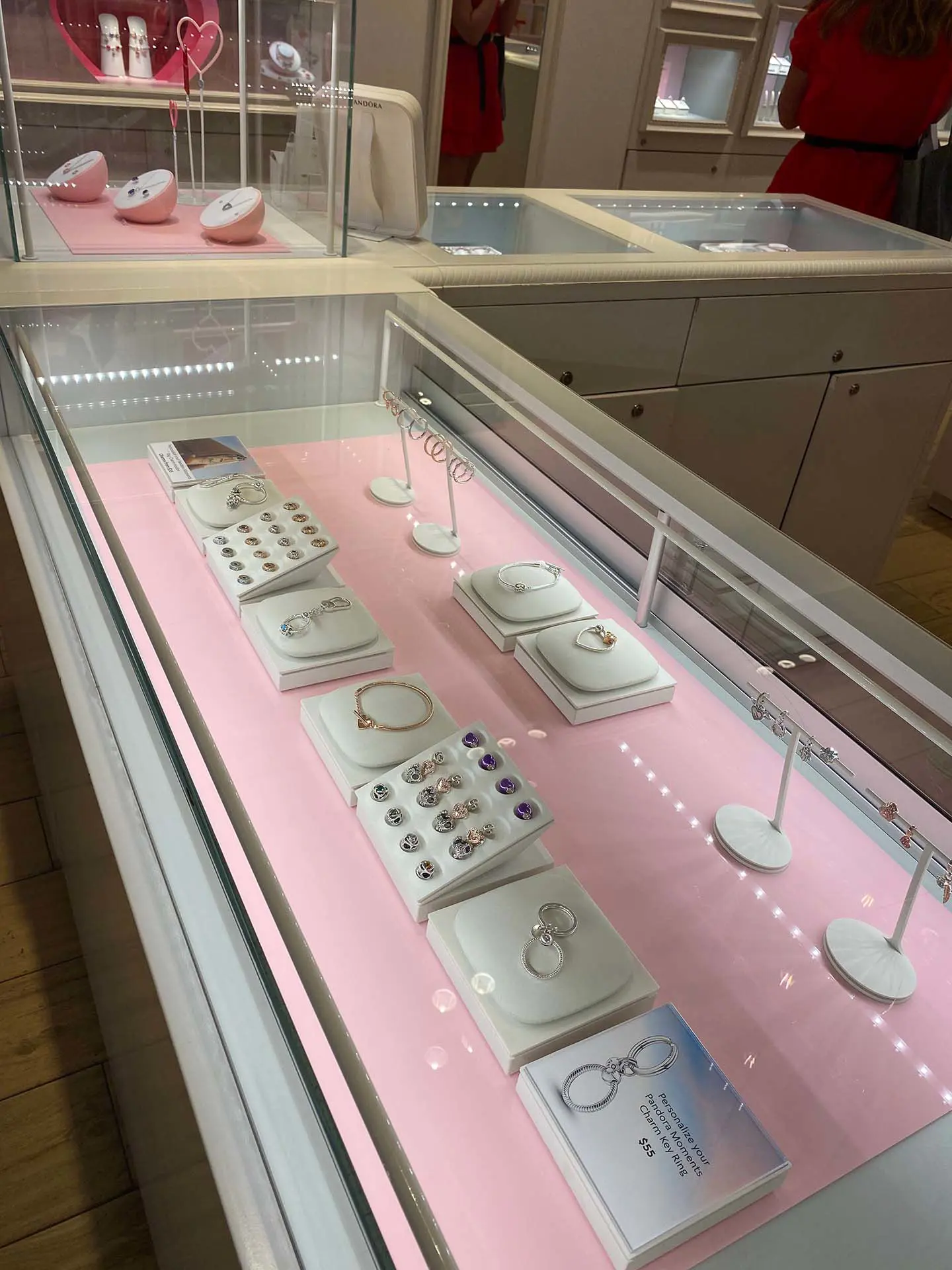 Pandora in Curacao | Jewelry Store and Gift Ideas